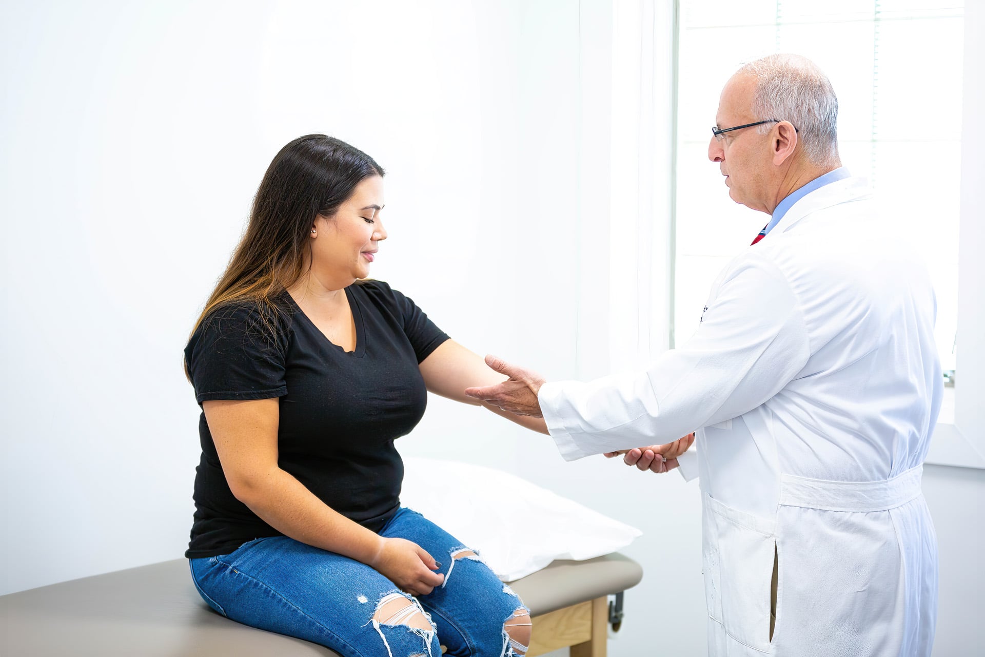 Understanding Elbow Bursitis: A Comprehensive Guide - Princeton ...